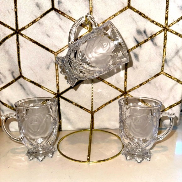 SOGA | Kitchen | Soga Pearl Etched Rose Crystal Footed Mugs Set Of 3 ...